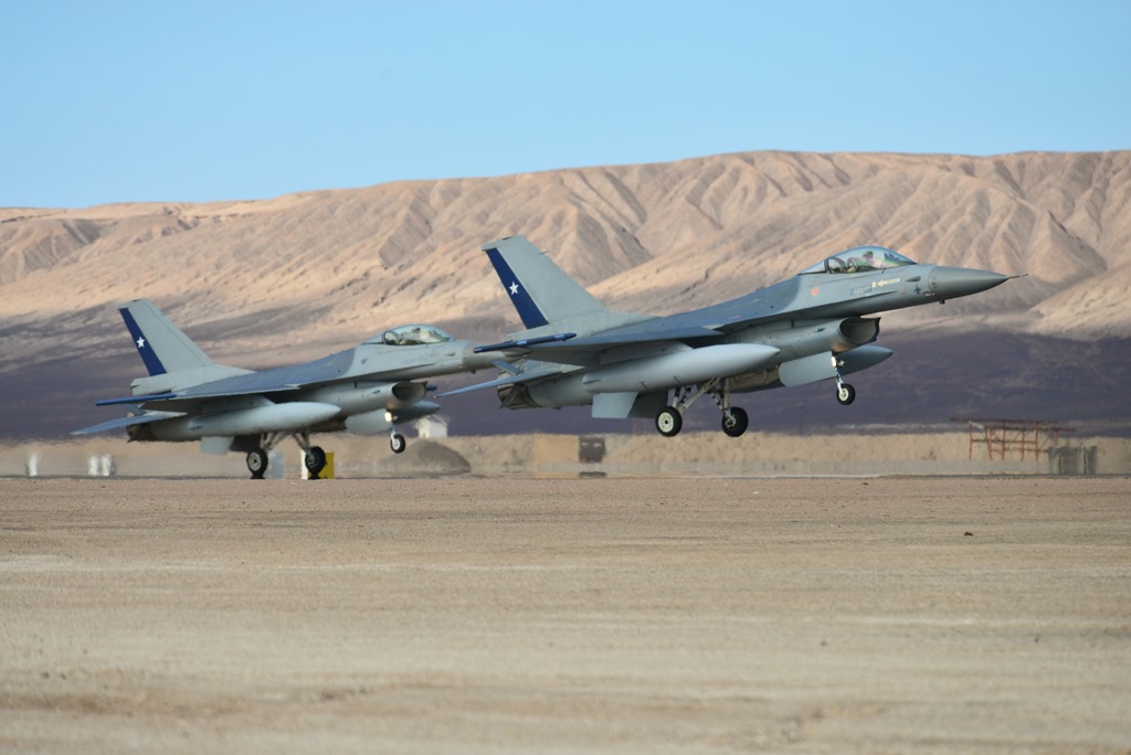 Combate aéreo entre fuerzas de Iquique y Antofagasta en un escenario de ...