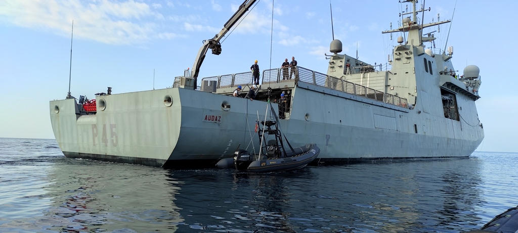 El USV Kaluga de UTEK, probado en entornos reales por la Armada ...