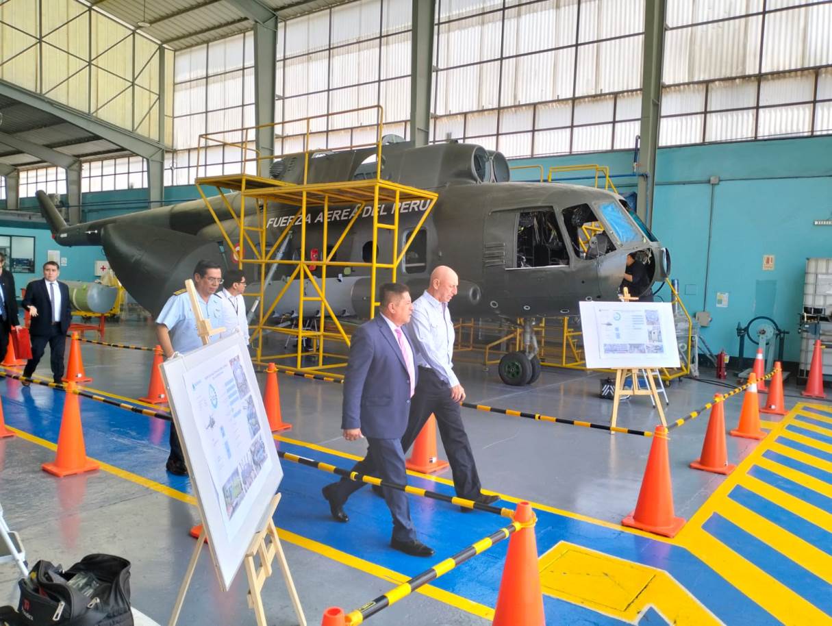 Puesta a punto helicópteros rusos Fuerza Aérea del Perú - Noticias ...