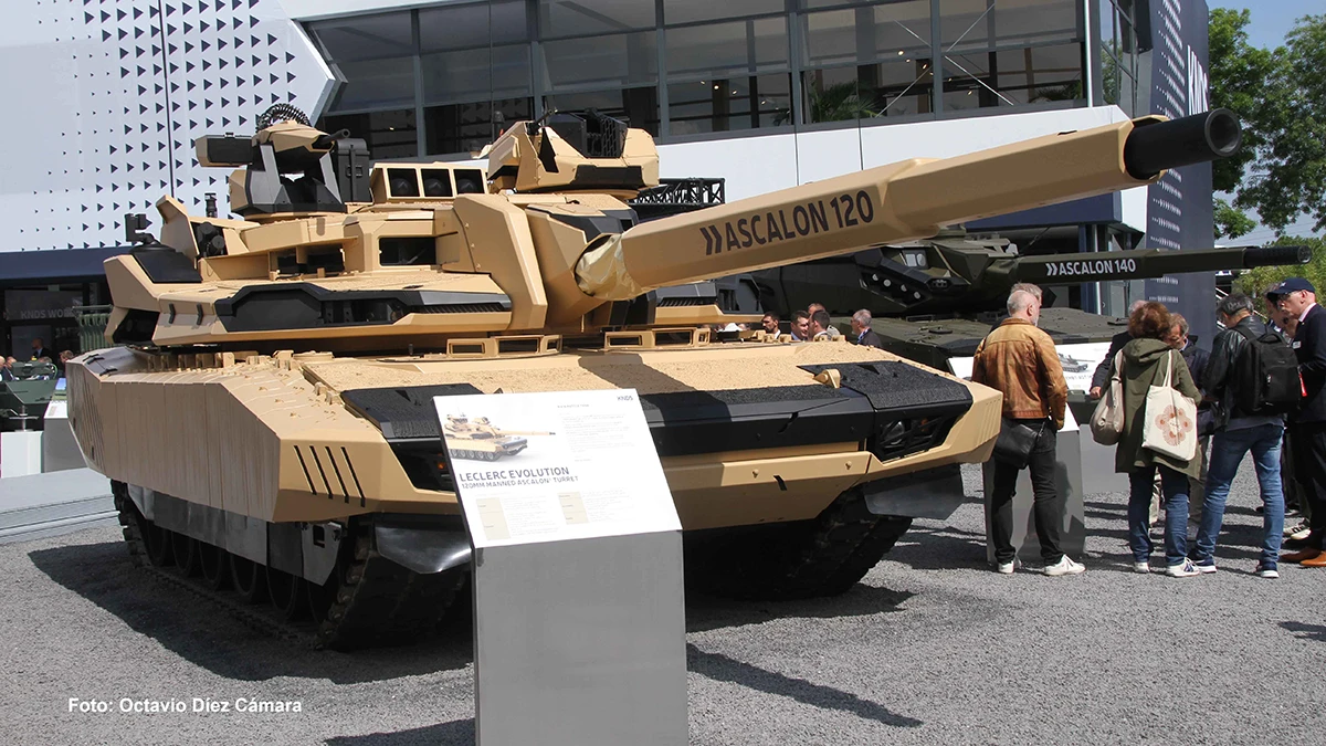 El carro de combate Leclerc Evolution y la torre Ascalon que lo arma ...