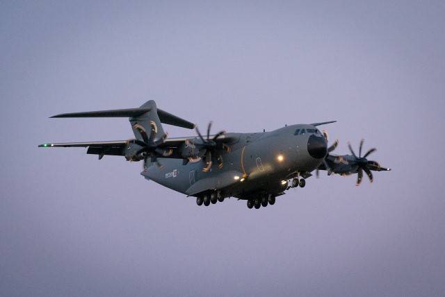 Primer vuelo del A400M para Luxemburgo y avances en el primero para la Fuerza Aérea de Bélgica ...