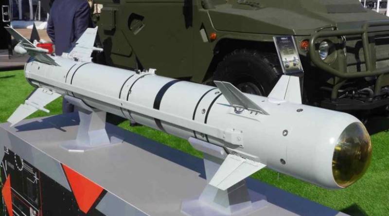 Rusia ha probado en Ucrania un nuevo misil inteligente: el 305 - Noticias Defensa Rusia