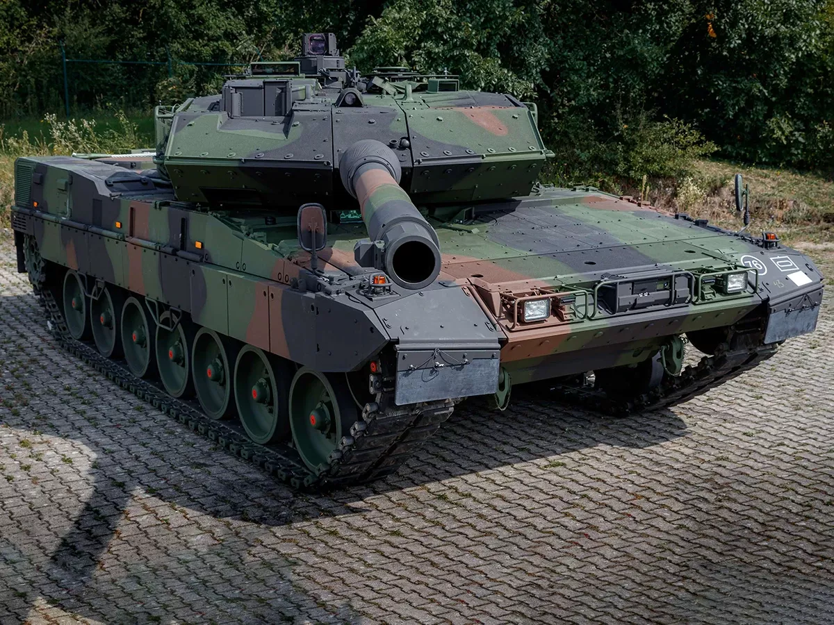 Alemania encarga 18 carros de combate Leopard 2A8 y opciones por 105 - Noticias Defensa defensa ...