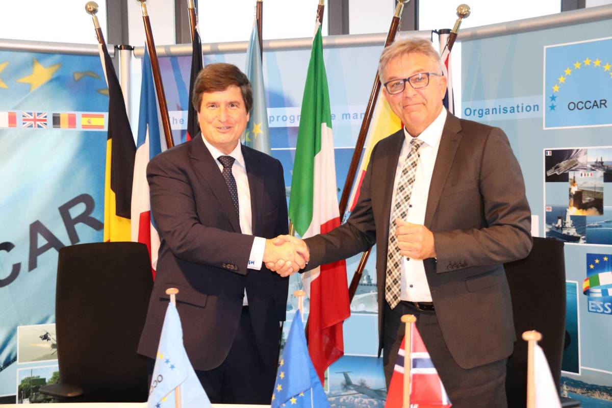 SMS firma el acuerdo de subvención de HYDEF y el contrato de OCCAR - Noticias Defensa España