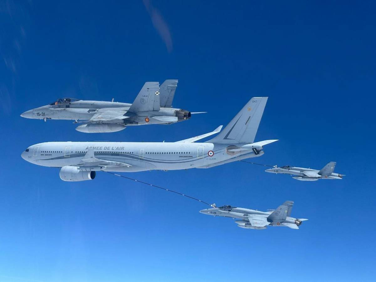 El Ejército del Aire y el Espacio despliega aviones EF-18M en Islandia - Noticias Defensa España