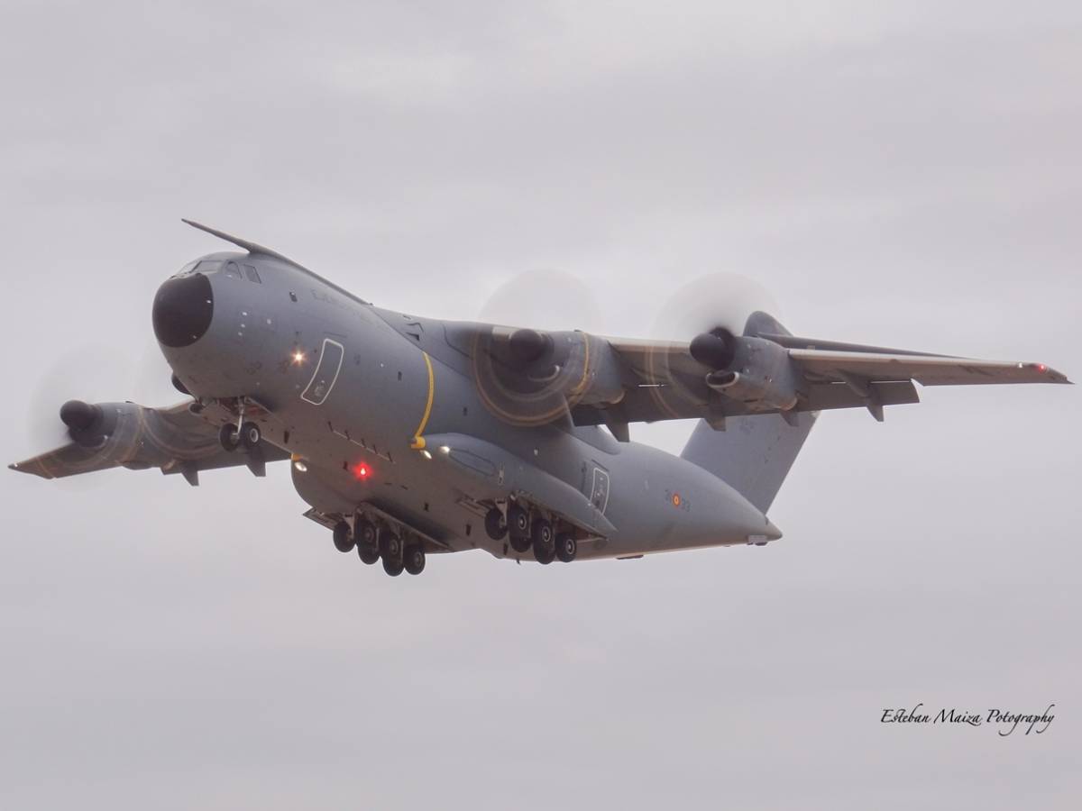 El Ejército del Aire y del Espacio prepara un avión A400M para el envío de alimentos a Gaza ...