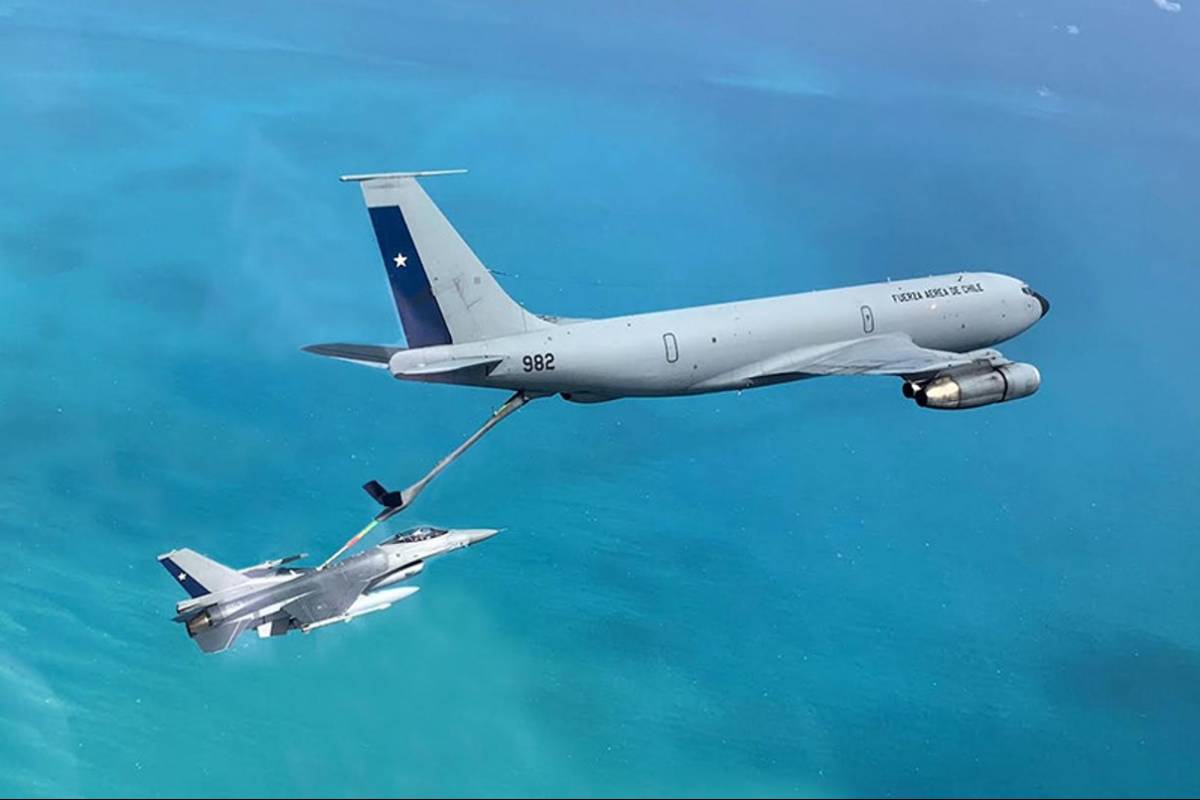 Boeing dará soporte técnico a los KC-135 de la Fuerza Aérea de Chile - Noticias Defensa defensa ...